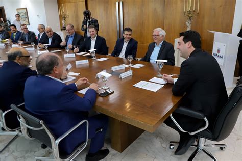 Paraná Assina Contrato De R 15 Bilhão Com O Banco Do Brasil Para
