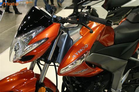 Salon Milán Novedades 2013 Kymco KR 125 Moto125