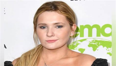 Abigail Breslin Weighs In On Her Past Abusive Relationship ‘felt So