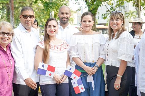 Izada De La Bandera En El Ministerio De Desarrollo Agropecuario Isa
