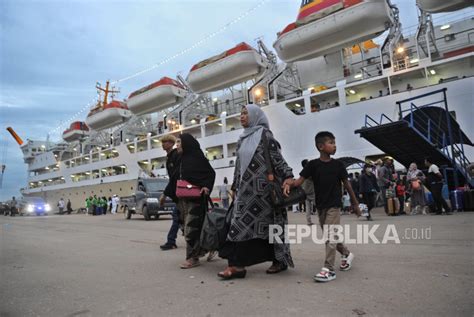 Pelni Tingkatkan Pengamanan Barang Bawaan Penumpang Republika Online