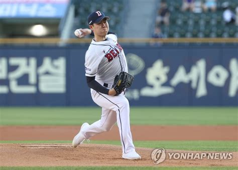두산 선발 최승용 연합뉴스