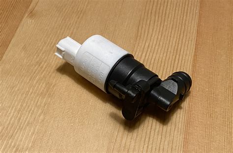 31214898 Насос омывателя Volvo | Запчасти на DRIVE2