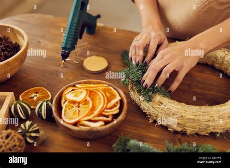 Using Twigs Hi Res Stock Photography And Images Alamy