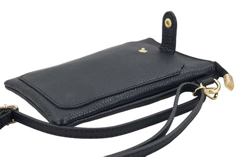 Torebka skórzana etui na telefon Czarna