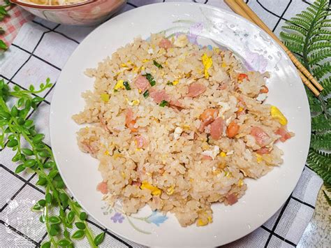 高雄仁武的「仁春市場」市場內的無名小吃店！高雄麻油雞佛麵線、蝦仁火腿炒飯通通50元 Baogon 的部落格 Udn部落格