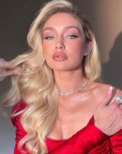 Gigi Hadid X Oscars Hair Styles Gigi Hadid Makeup Glamorous Makeup