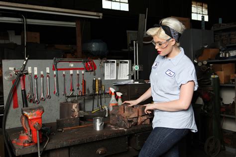 Pinup Model Doris Mayday Hot Rod Pinup Pictures And Interview