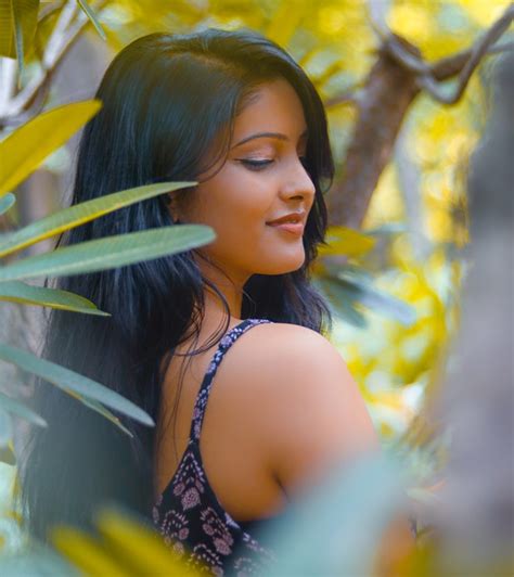 कैसी होती हैं रिया नाम की लड़कियां हैरान करने वाली जानकारी Cool Thoughts