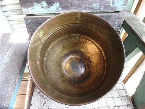 Vintage Large Hammered Brass Planter Brass Flowerpot Trash Can Etsy