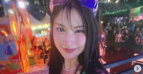 카라 박규리 브라톱 핫팬츠 워터밤 제대로 즐겼네…물에 젖은 모습도 여신 그 자체