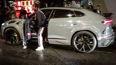 Footballer Batshuayi Driving Mansory Lamborghini Urus In London Youtube