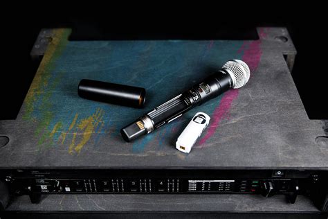 New Kit Shure Axient® Digital Wireless Microphone System Universal Live