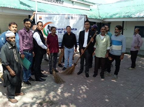 Dlsa Organizes Awareness Cum Cleanliness Drive In Bhaderwah To