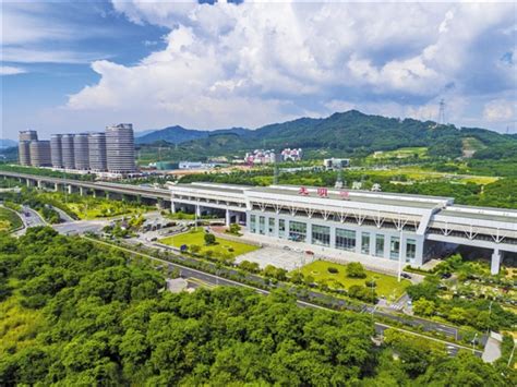 “14n”全新政策体系推出 光明区举办投资环境推介会新浪深圳新浪网