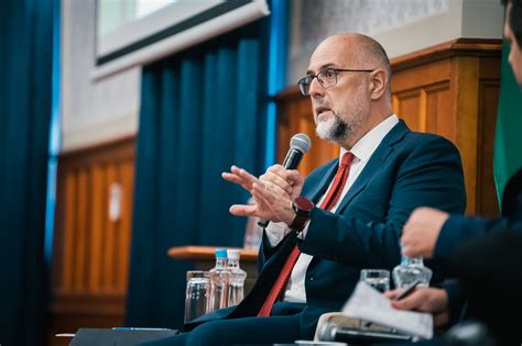 Kelemen Hunor Aştept nişte demisii sau demiteri
