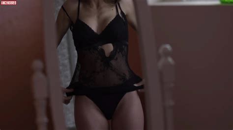 Juliette Pardau Desnuda En Falsa Identidad