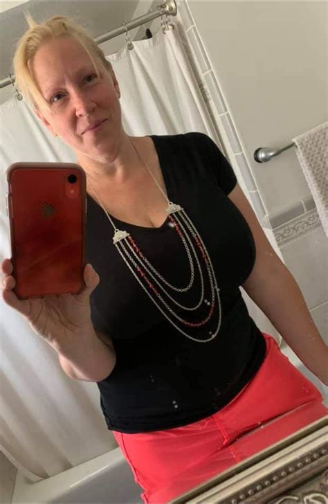 Do You Like Mommys Necklace Scrolller