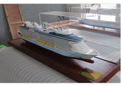 Portable Oasis Of The Seas Model Navigator Of The Seas Cruise Ship