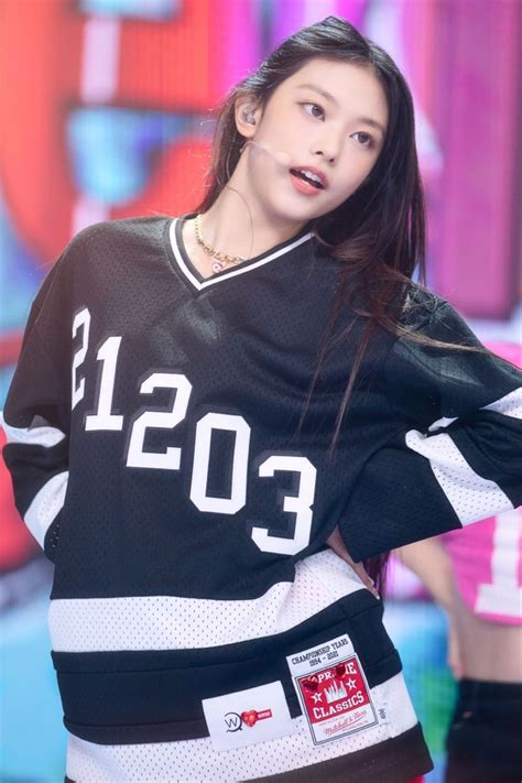 Pd노트 미션 포토 뉴진스newjeans 해린 8 Pd노트 Sbs Teen Fashion Outfits