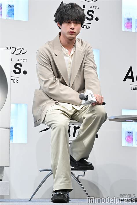 画像2033 小松菜奈、学生時代「カッケー！」と思った人は？坂口健太郎も共感 モデルプレス