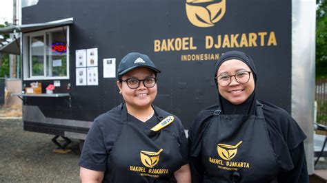 Food Cart Bakoel Djakarta Brings Indonesian Food To Eugene