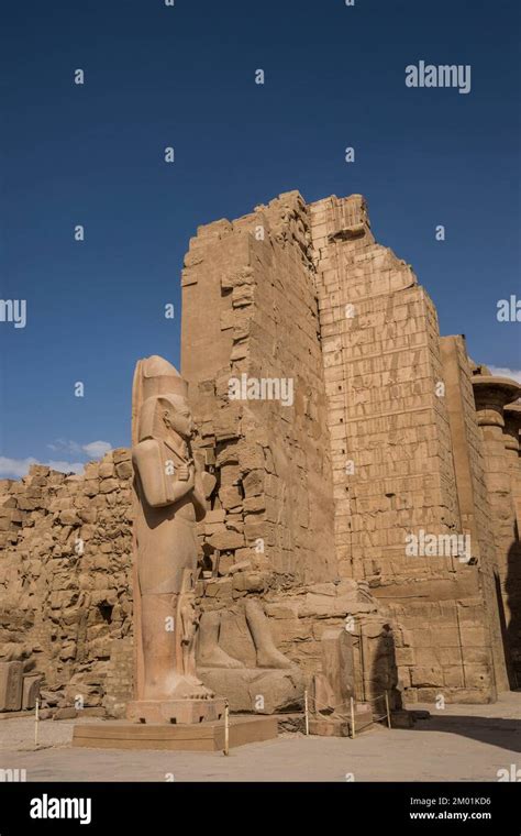 Statue Of Ramses Ii Temple Of Amun Ra Temple Of Karnak Luxor