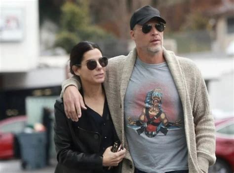 Sandra Bullock le cumplió la última voluntad a su pareja