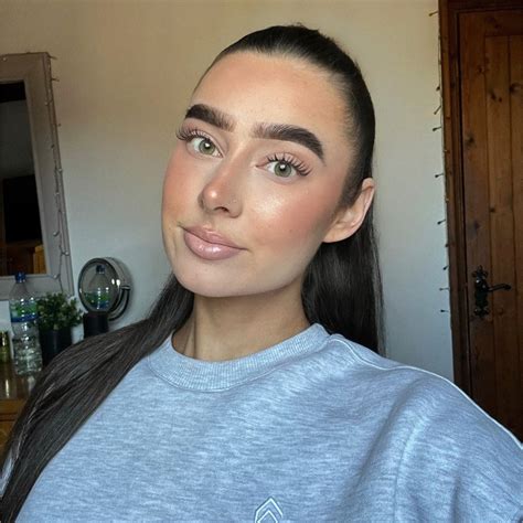 Sophie Paige Online Coach Self Employed Linkedin