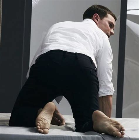 Jamie Dornans Feet