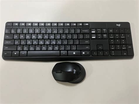Logitech Keyboard And Mouse K235 Computers And Tech Parts And Accessories Computer Keyboard On