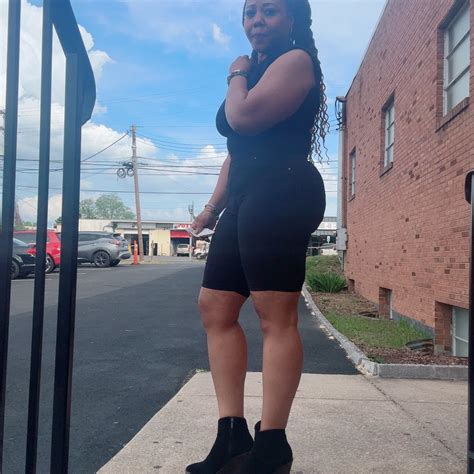Tonya D Tolver Mini Photoshoot I Might Delete Later 😜 Dmvsteppin Imoutside