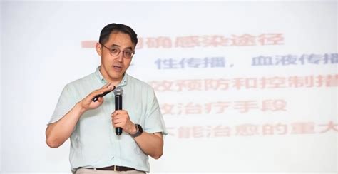 我国青年学生艾滋感染者每年增3千例，专家：高校生要了解防艾技能 腾讯新闻