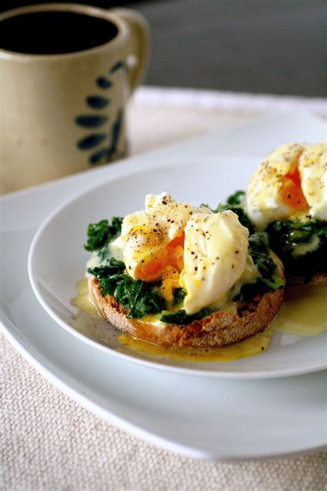 Eggs Benedict Florentine With Creamy Butter Sauce The Curvy Carrot