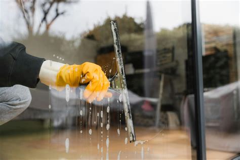 How To Clean Windows Best Practices For Interior And Exterior