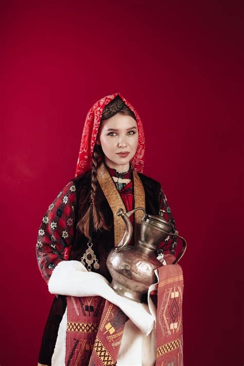 Tatar girl. Tatarstan | Этнические наряды, Народный костюм, Костюм