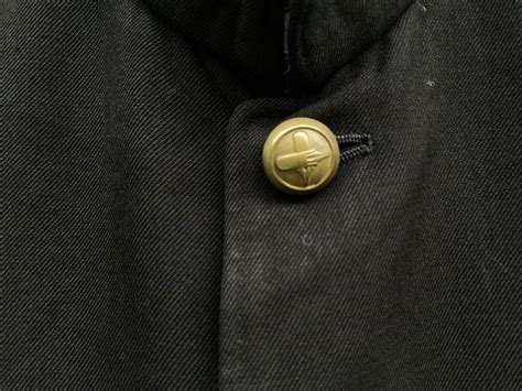 Yahooオークション 貴重 珍品 慶應義塾 校章 ボタン オールド 学生