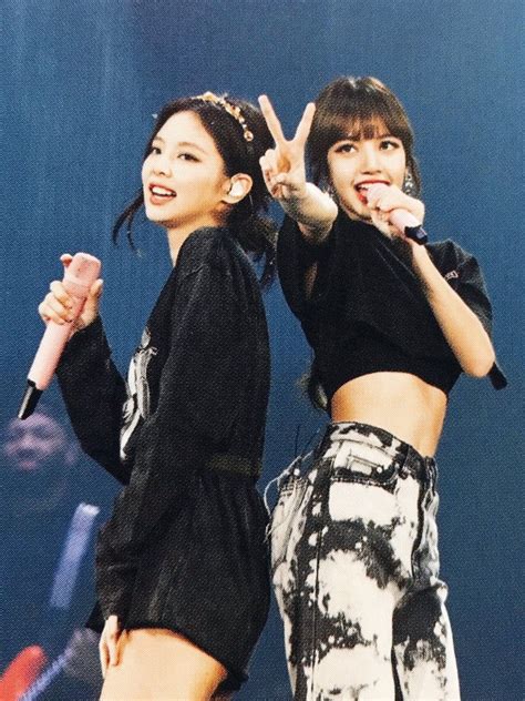 Jenlisa Jennie Lisa Jennieandlisa Blackpink Blackpinkjenlisa Rosé