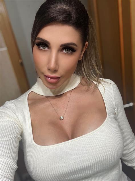 Selfie 🤳🔥 L00k 1st Cøммent 🔥 Judit Benavente Rjuditbenavente