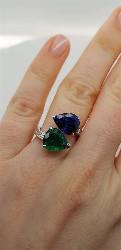 Pear Shape Green Emerald And Pear Shape Blue Sapphire D Gem