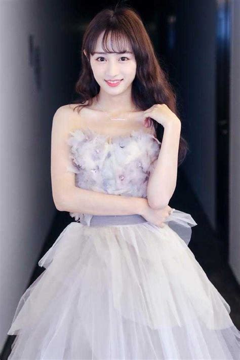 Snh48黄婷婷魅力写真，甜美温柔讨人喜欢！ 搜狐大视野 搜狐新闻
