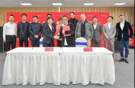 西安市碑林區區長盧光文到馬達思班建築事務所調研 每日頭條
