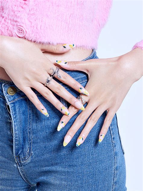 Lemonade Summer Manicure French Tip Lemon Nude Yellow Glossy Almond