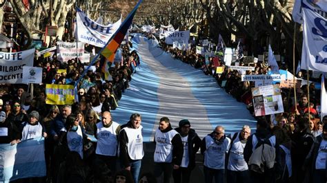 El Gobierno ConvocÓ A La Paritaria Nacional Docente