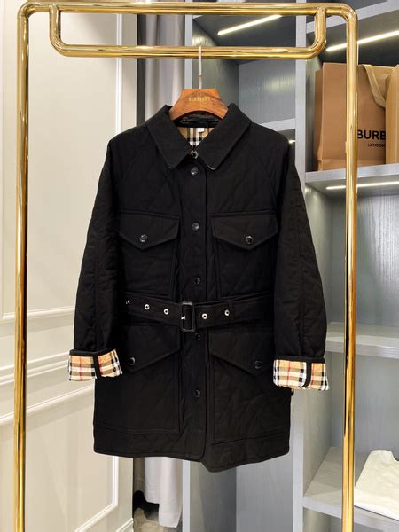 Куртка Burberry - купить с доставкой по выгодным ценам в интернет ...