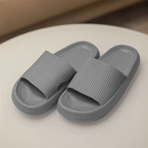 Mens Cushion Slides Save 60 Off Today With Cloud Slides
