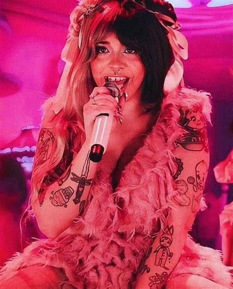 Zack On Instagram 𝔪𝔢𝔩𝔞𝔫𝔦𝔢 𝔪𝔞𝔯𝔱𝔦𝔫𝔢𝔷 💫🌿☄️ In 2024 Melanie Martinez Melanie Martinez