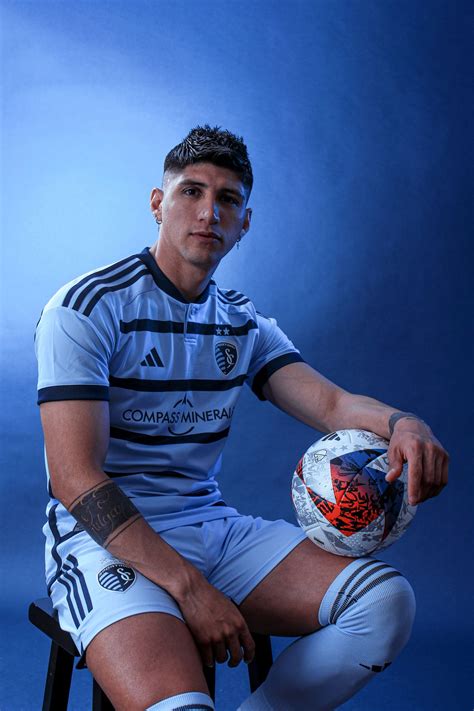 Sporting Kc Releases New Hoops 40 Jersey For 2023 Season The Blue