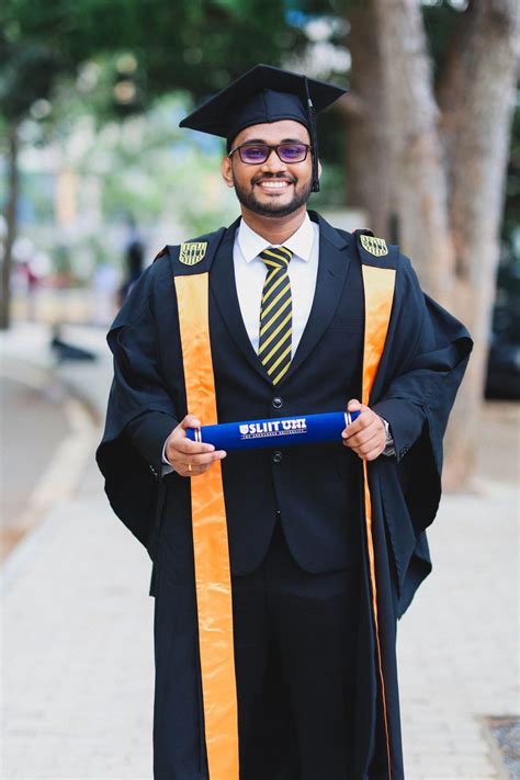 Officially Graduated Bsc Hons In Information Technology