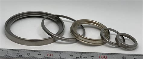 浅い絞りプレス加工品 株式会社 ムサシノ精機
